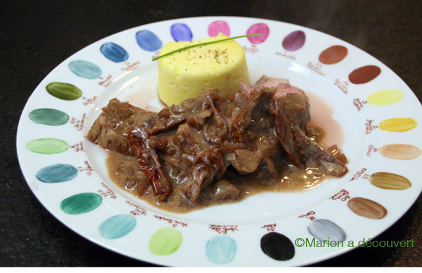 Noix de veau cuite à base température, crème porto/tomates séchées ...